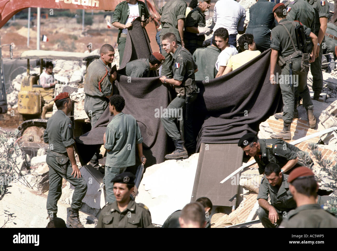 Beirut bomb 1983 hi-res stock photography and images - Alamy