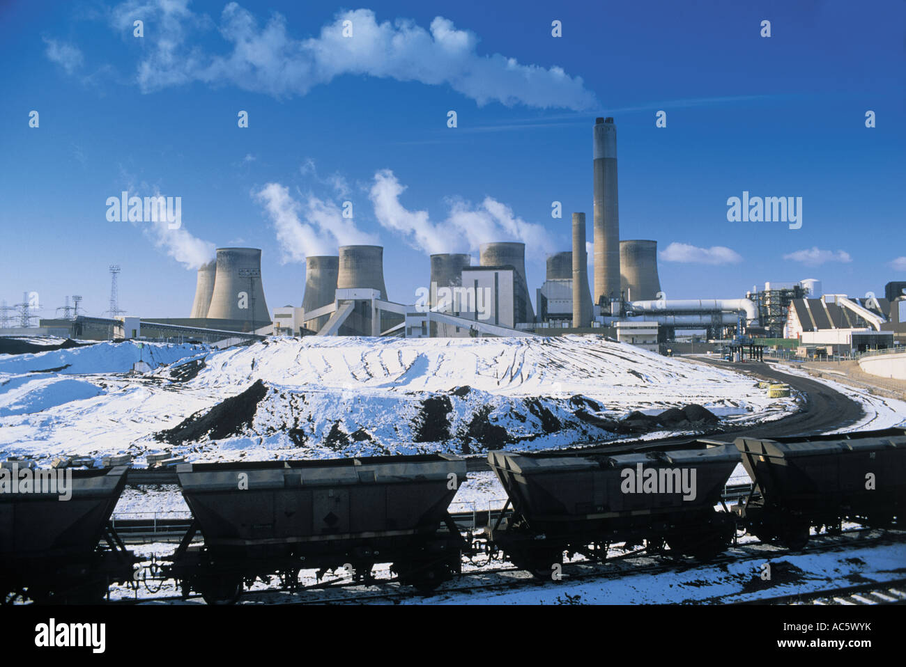 Ratcliffe on Soar power station nr Nottingham UK Stock Photo - Alamy