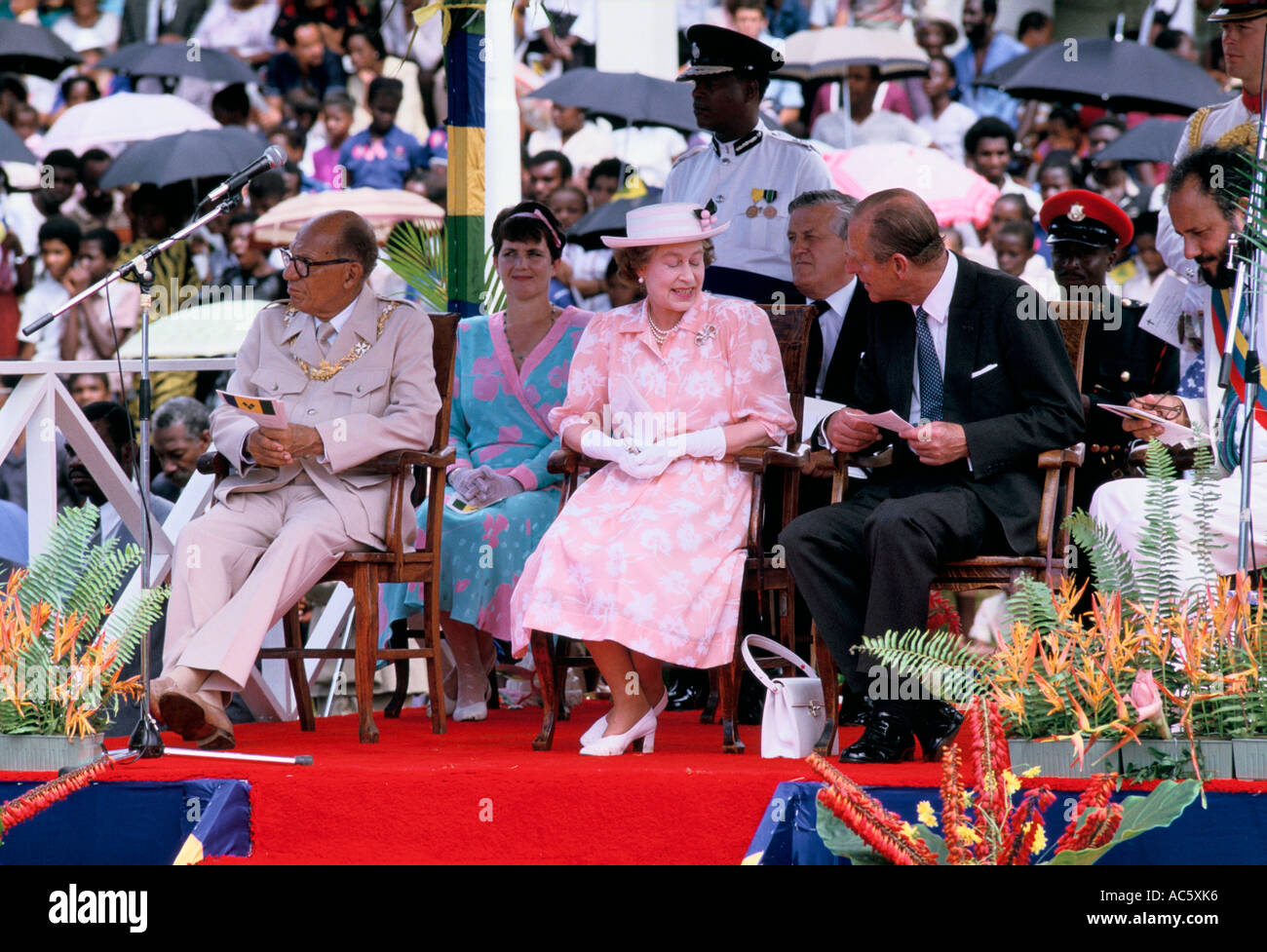 Queen state visit 1985 hi-res stock photography and images - Alamy
