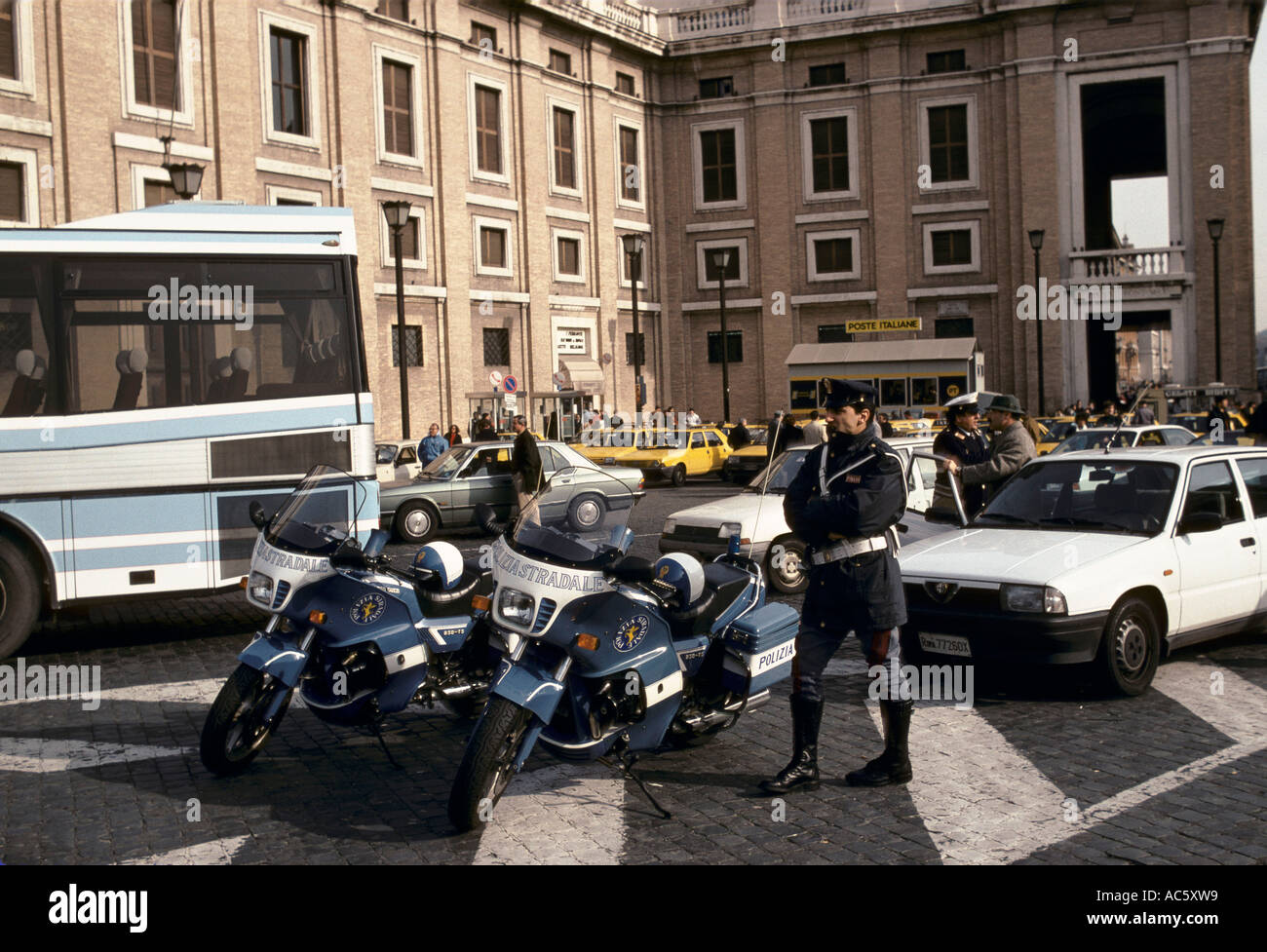 1992 bus hi-res stock photography and images - Alamy