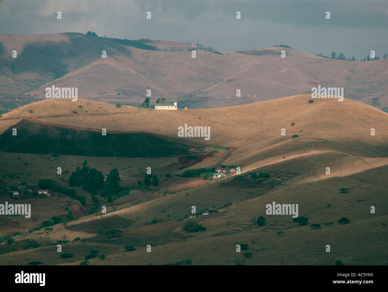 Landscape Zulu Housing High Resolution Stock Photography and Images - Alamy