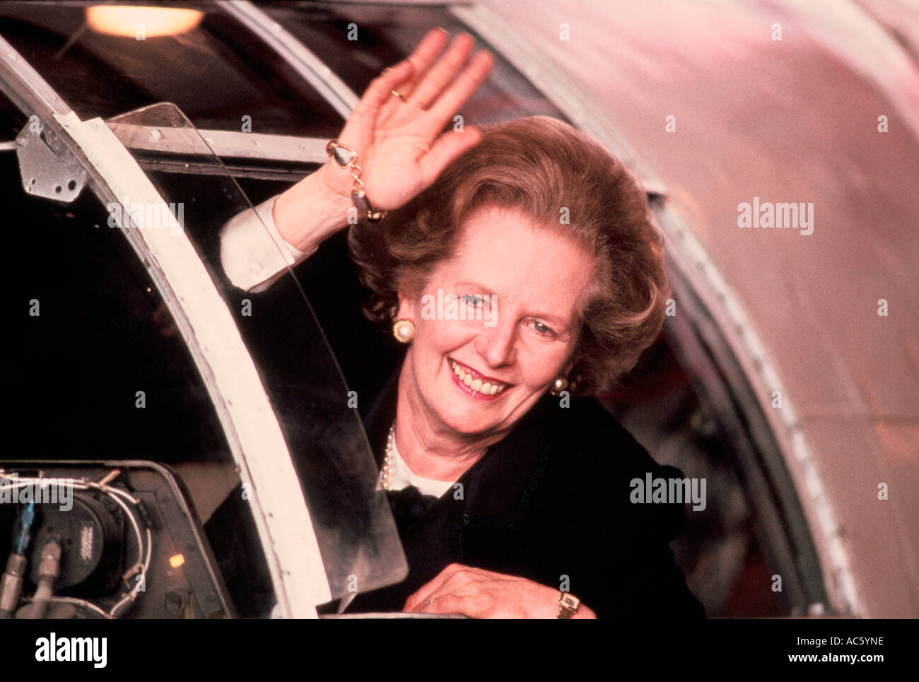 Margaret thatcher in an aircraft hi-res stock photography and images ...