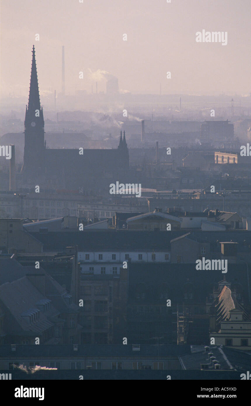 1990 building hi-res stock photography and images - Alamy