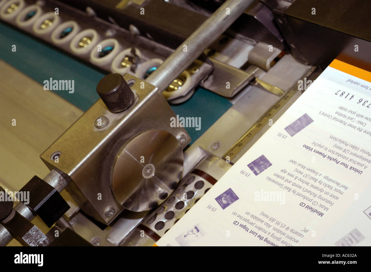 Printing industry folding machine hi-res stock photography and images ...