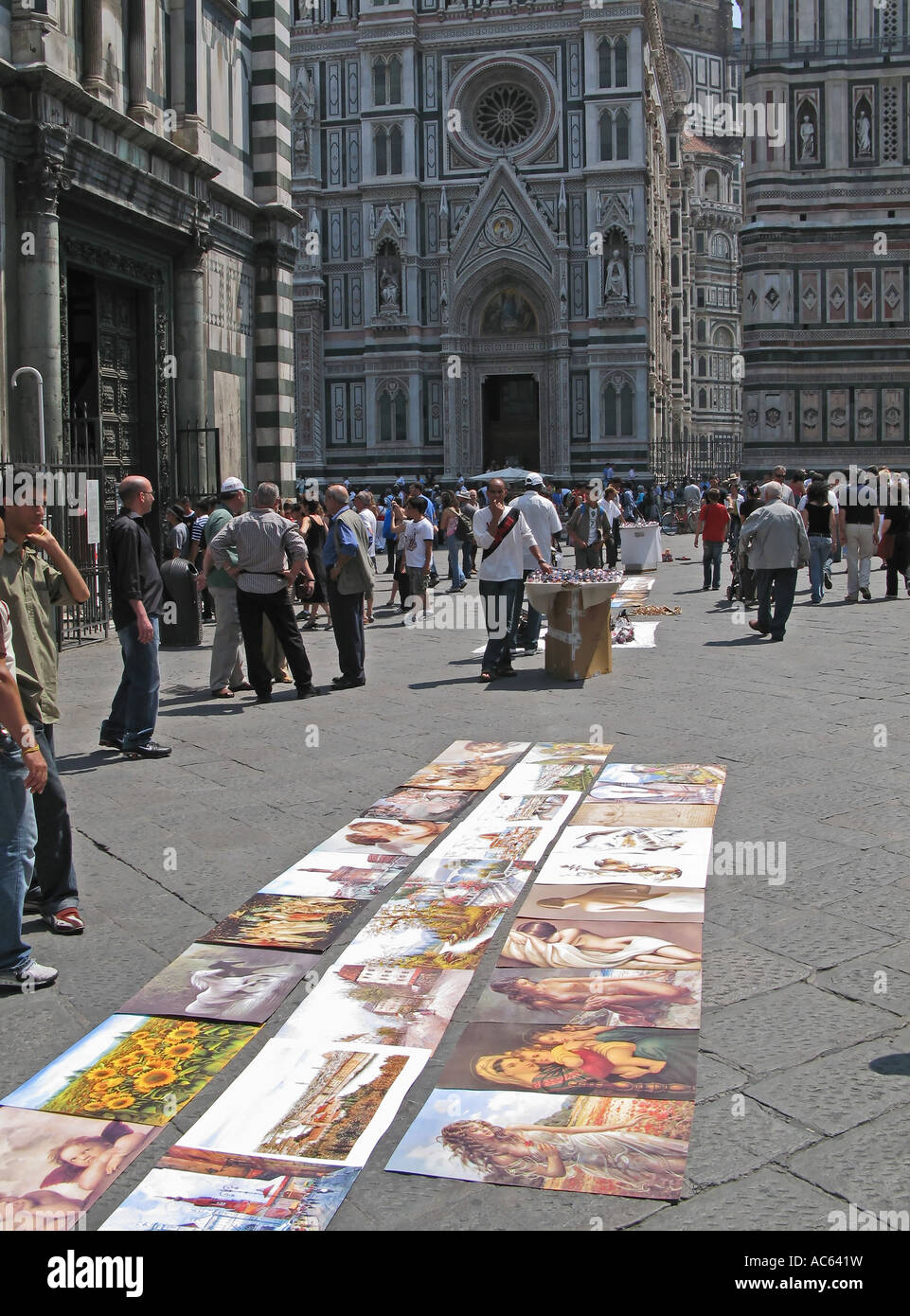 COUNTERFEIT PAINTINGS FOR SALE IN FRONT OF DUOMO CATHEDRAL FLORENCE ...