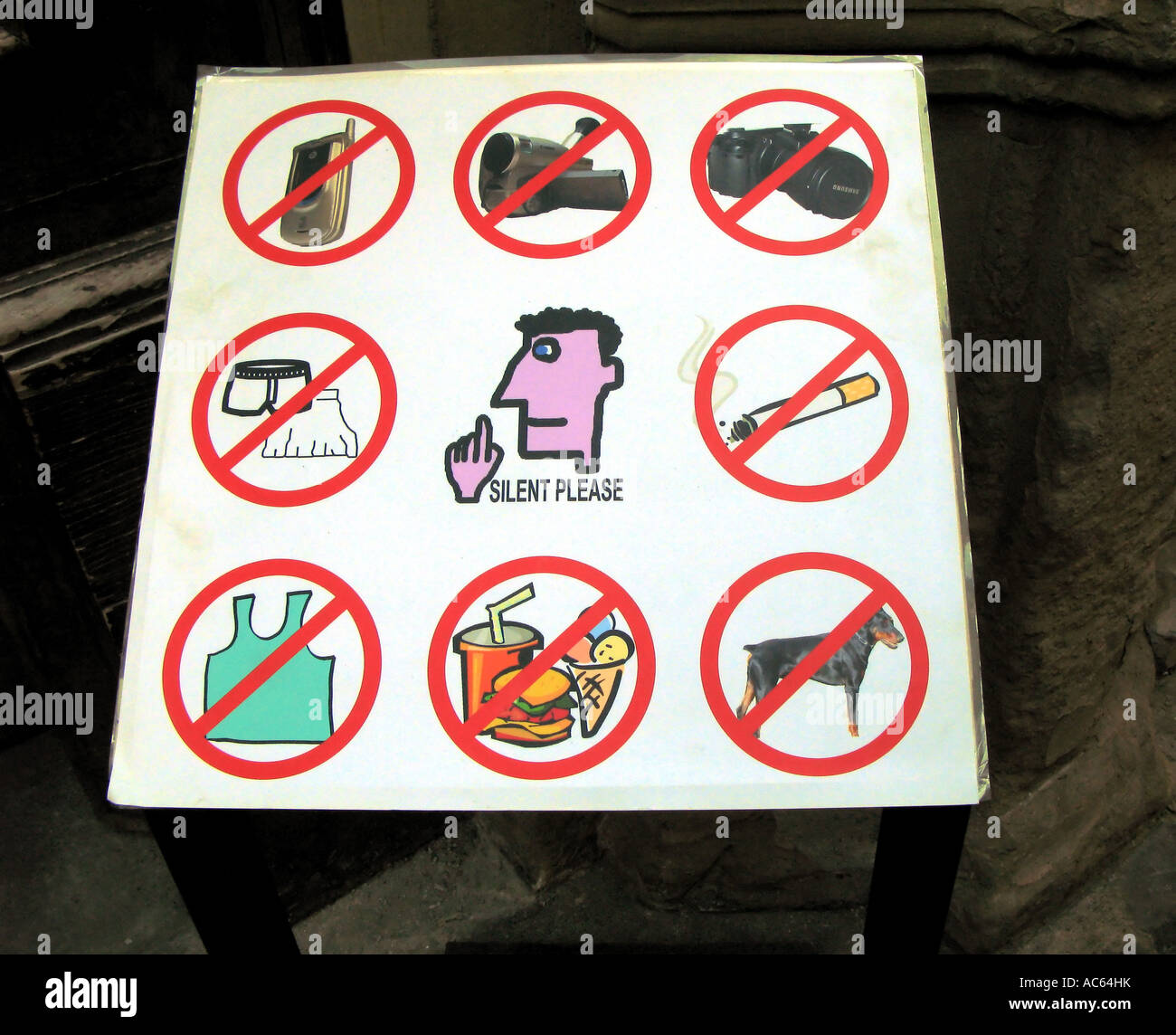 BAN SIGNS AT CHURCH'S ENTRANCE FLORENCE ITALY Stock Photo - Alamy