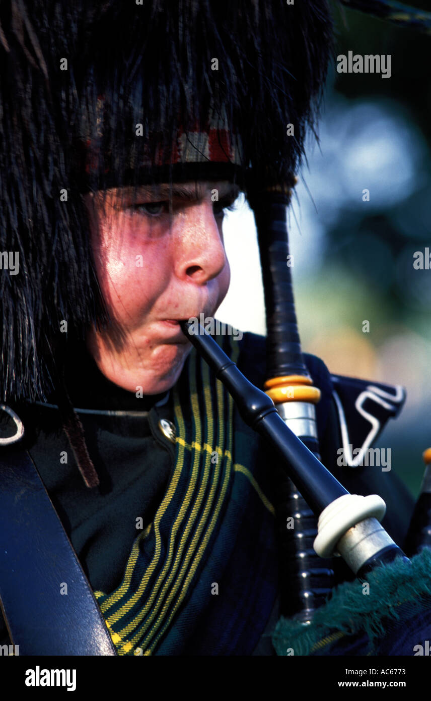 Scottish bagpipes hi-res stock photography and images - Alamy