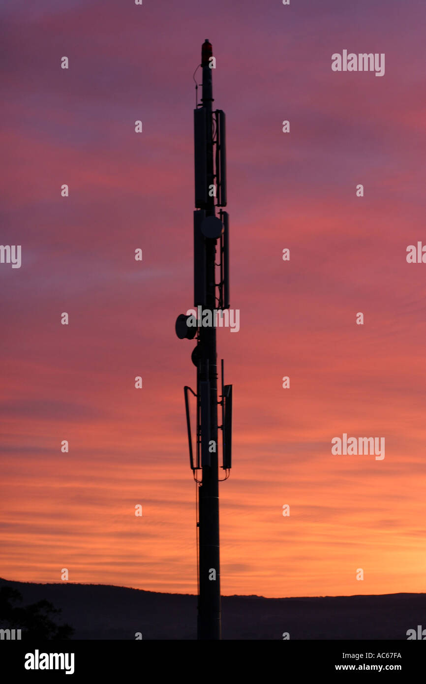 Mobile phone transmitter Stock Photo - Alamy