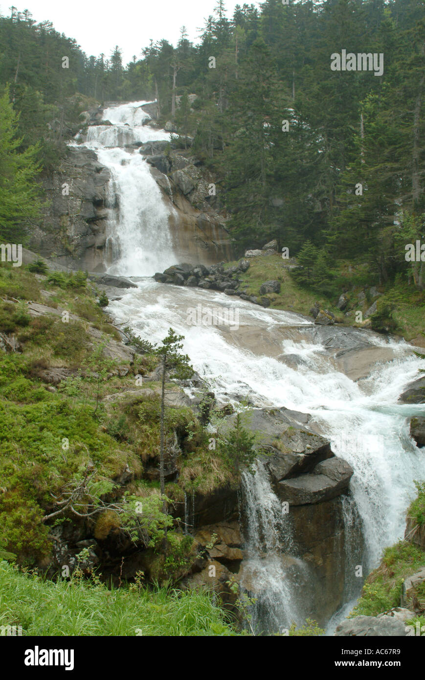 Thermal baths pyrenees hi-res stock photography and images - Alamy
