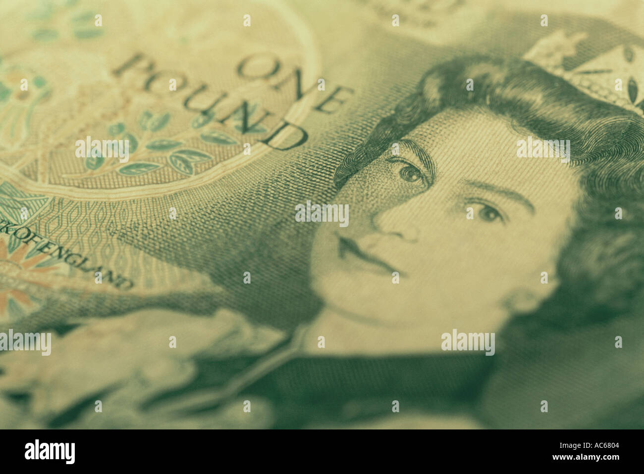 UK Old one pound note Stock Photo - Alamy