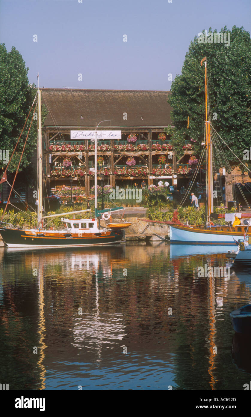 The Dickens Inn Popular Tourist Pub at Saint Catherines Dock London ...