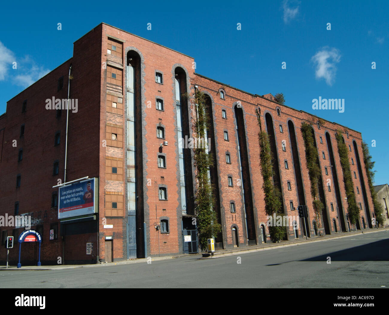Old warehouse in the Waterfront Business Area Parliament Street in ...