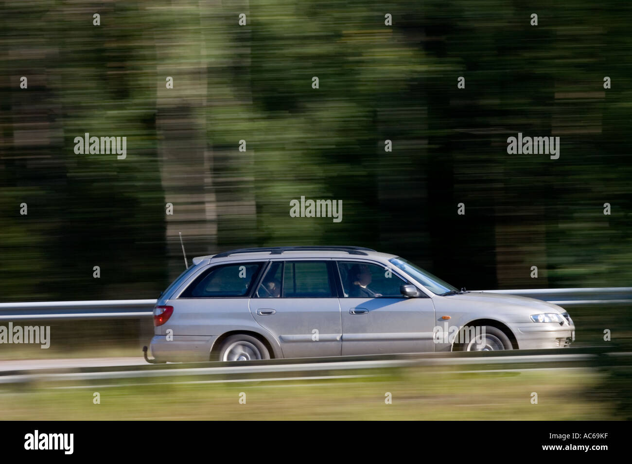 Wagon driving hi-res stock photography and images - Alamy