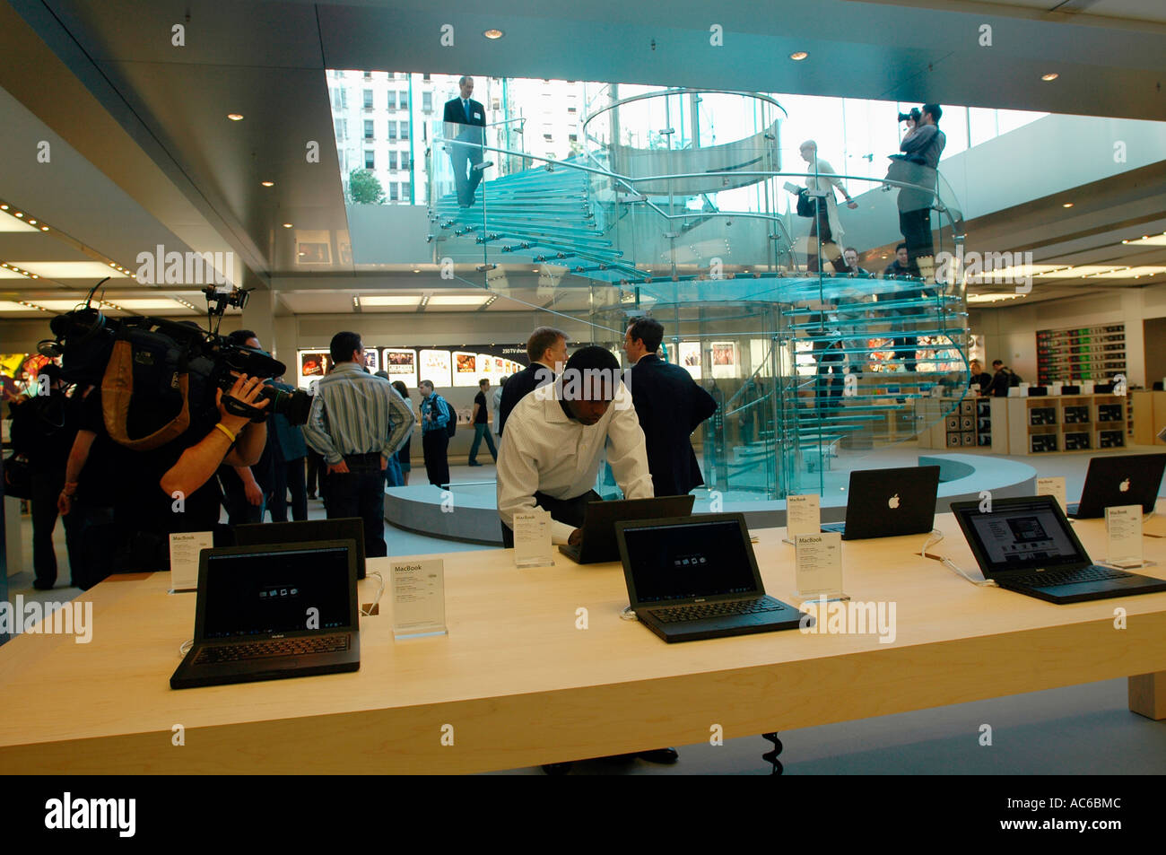 Fmr logo hi-res stock photography and images - Alamy