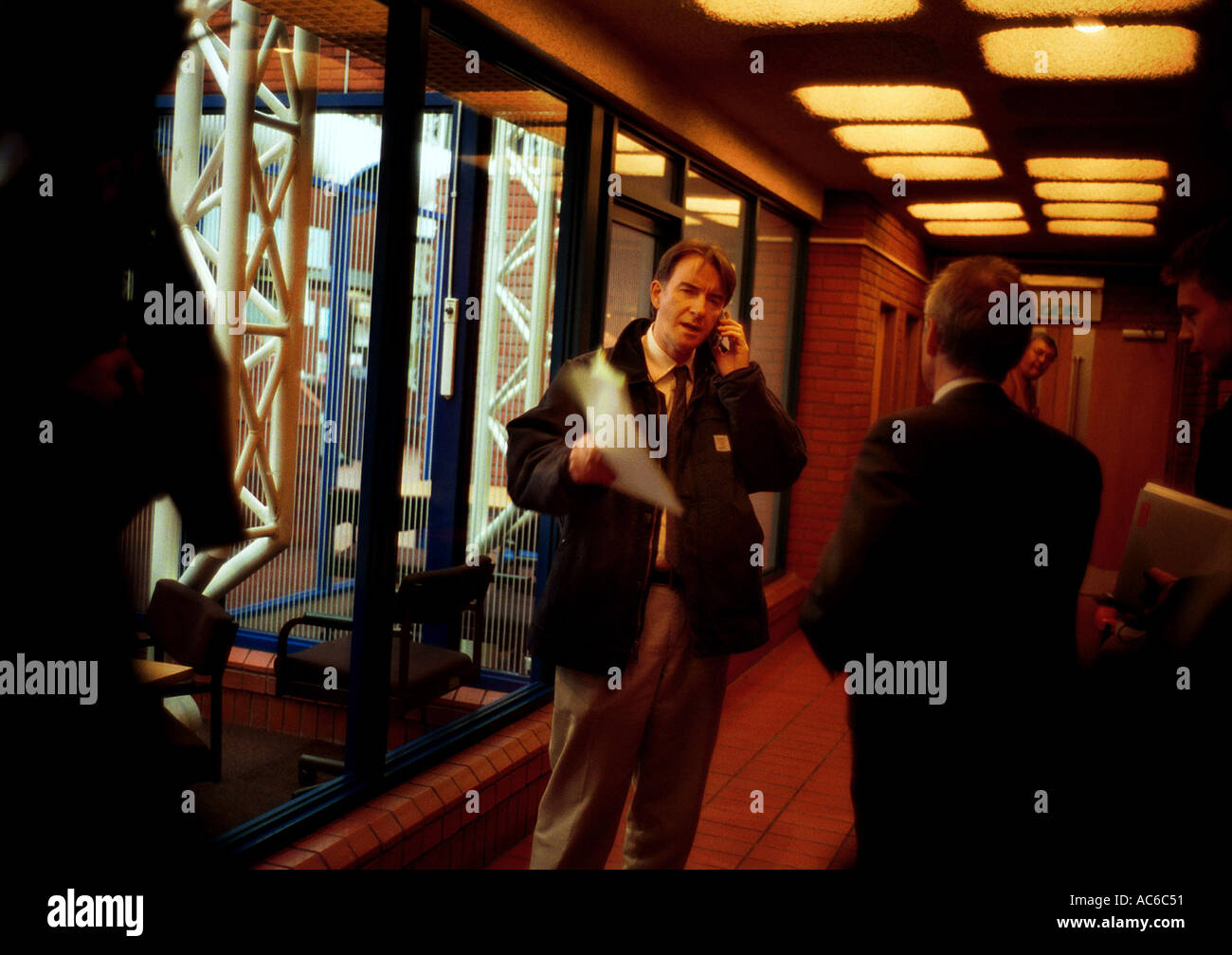 16 MAY 2001 ELECTION 2001 HARTLEPOOL LABOUR MP PETER MANDELSON ON THE ...