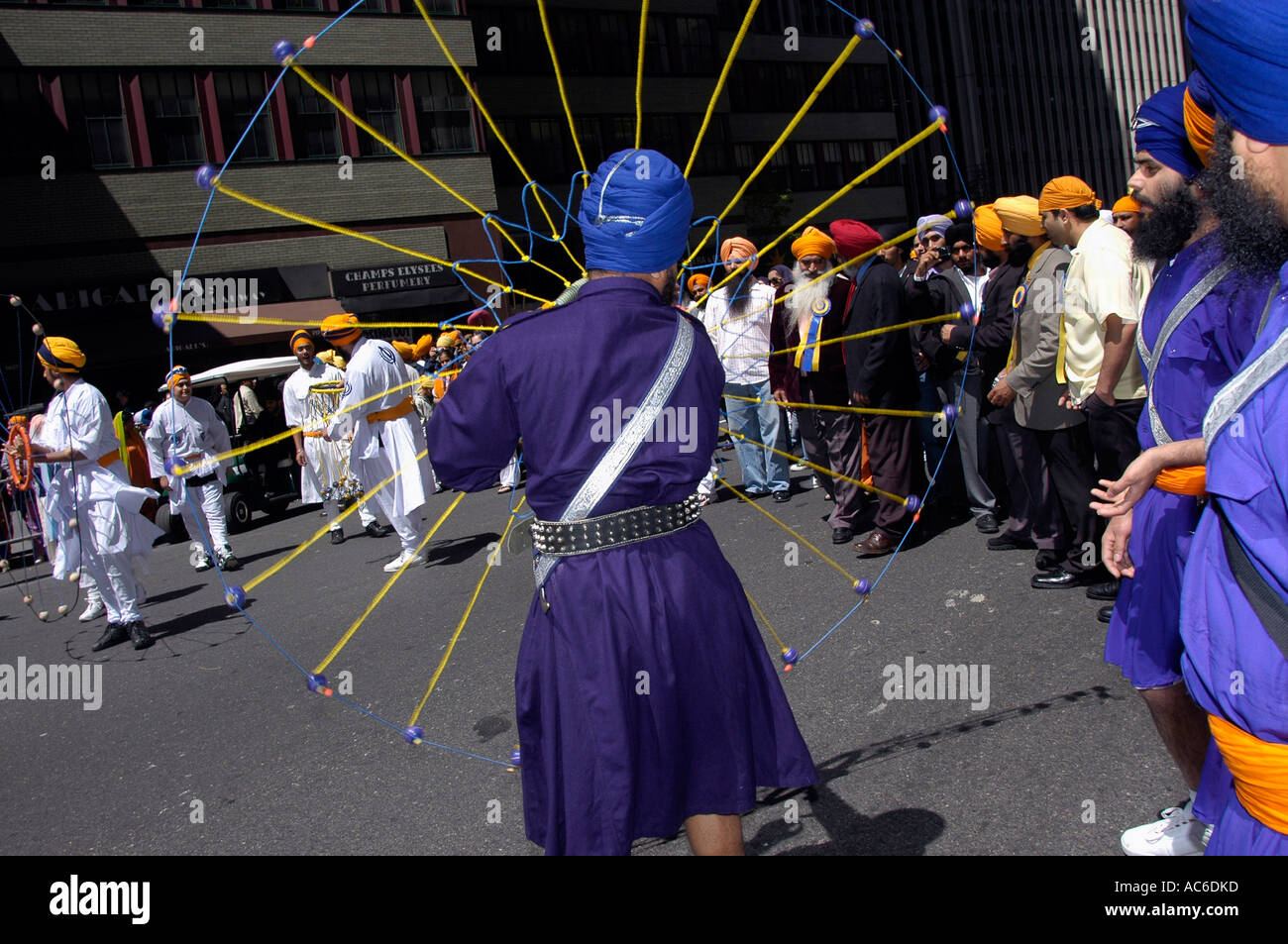 Sikhism kara hi-res stock photography and images - Alamy