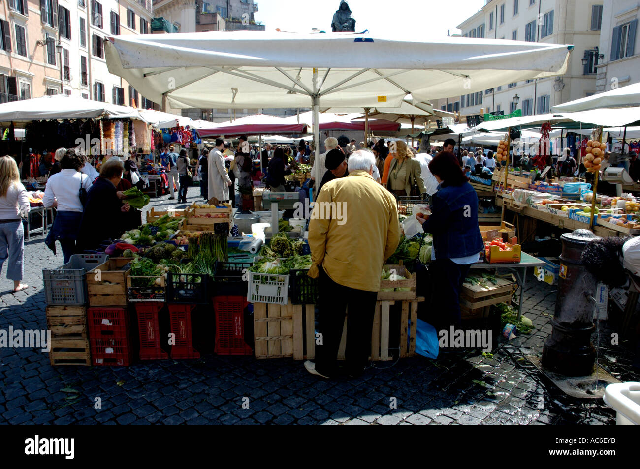 Market in Rome Stock Photo - Alamy