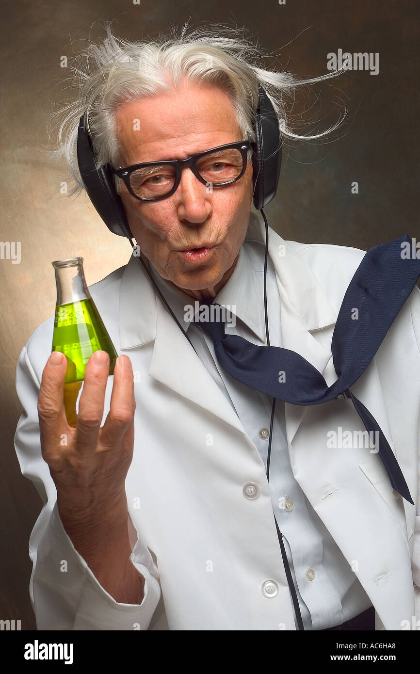 Mad scientist hi-res stock photography and images - Alamy