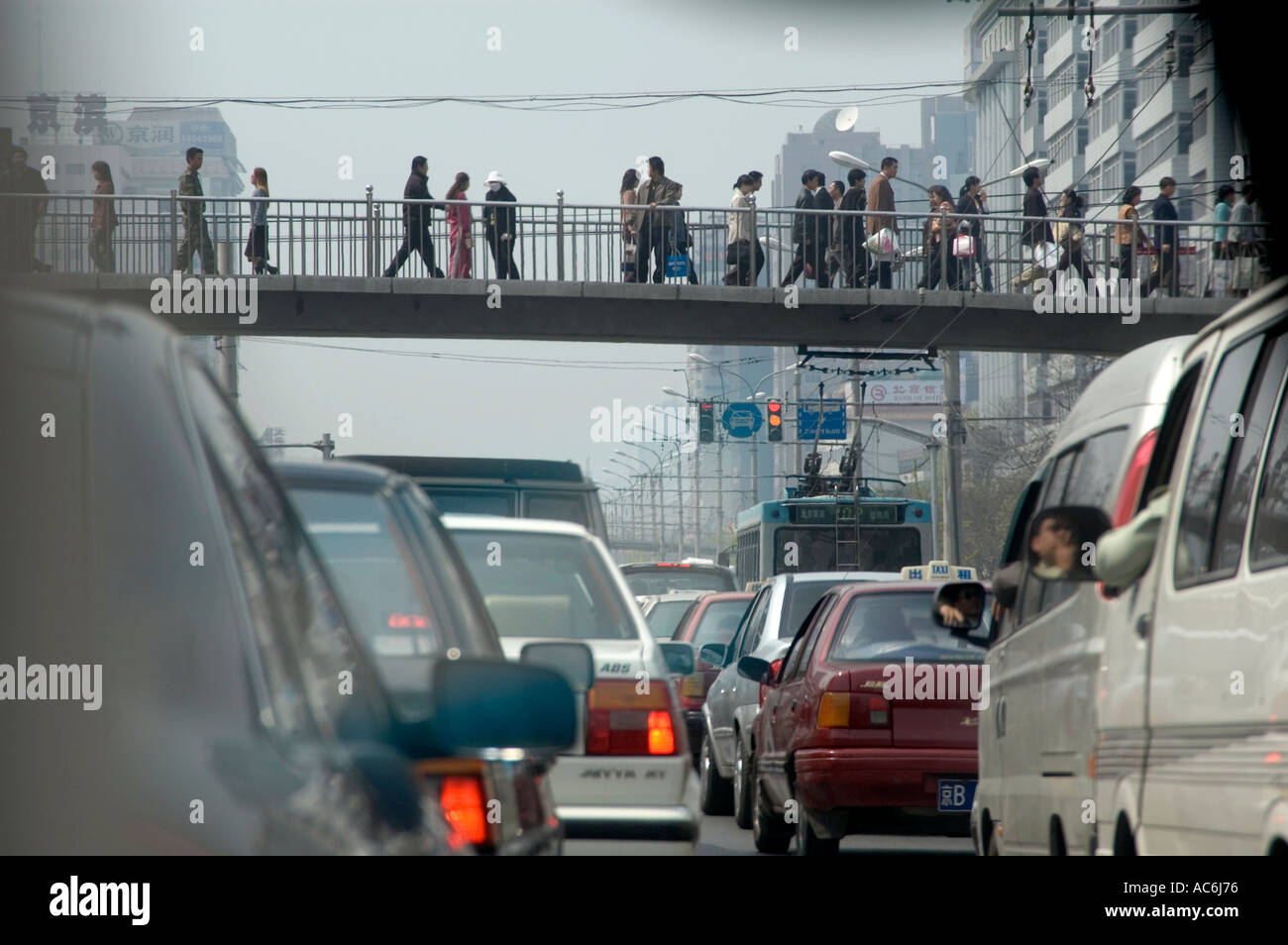 Congested roads hi-res stock photography and images - Alamy