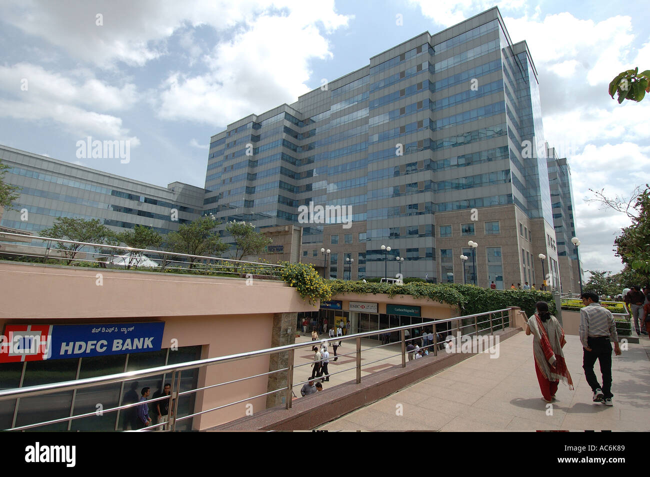 International tech park bangalore hi-res stock photography and images ...