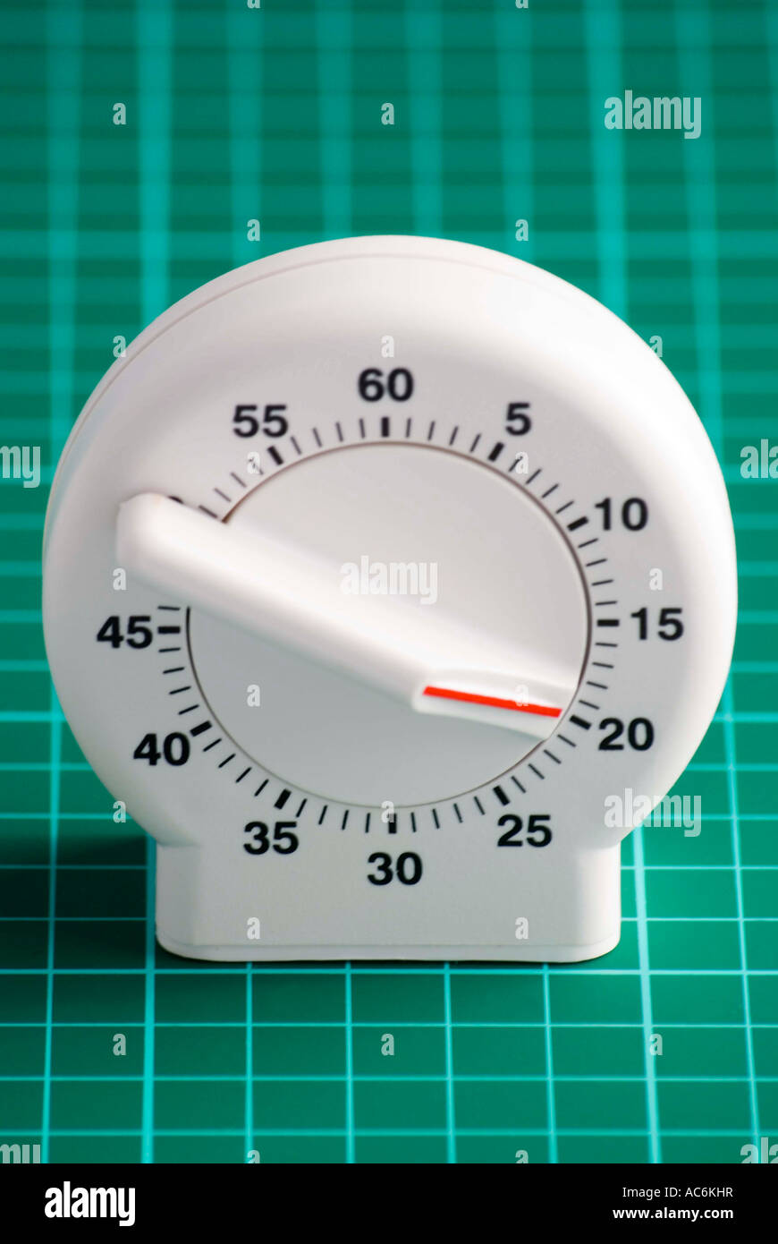 Clockwork kitchen timer hi-res stock photography and images - Alamy