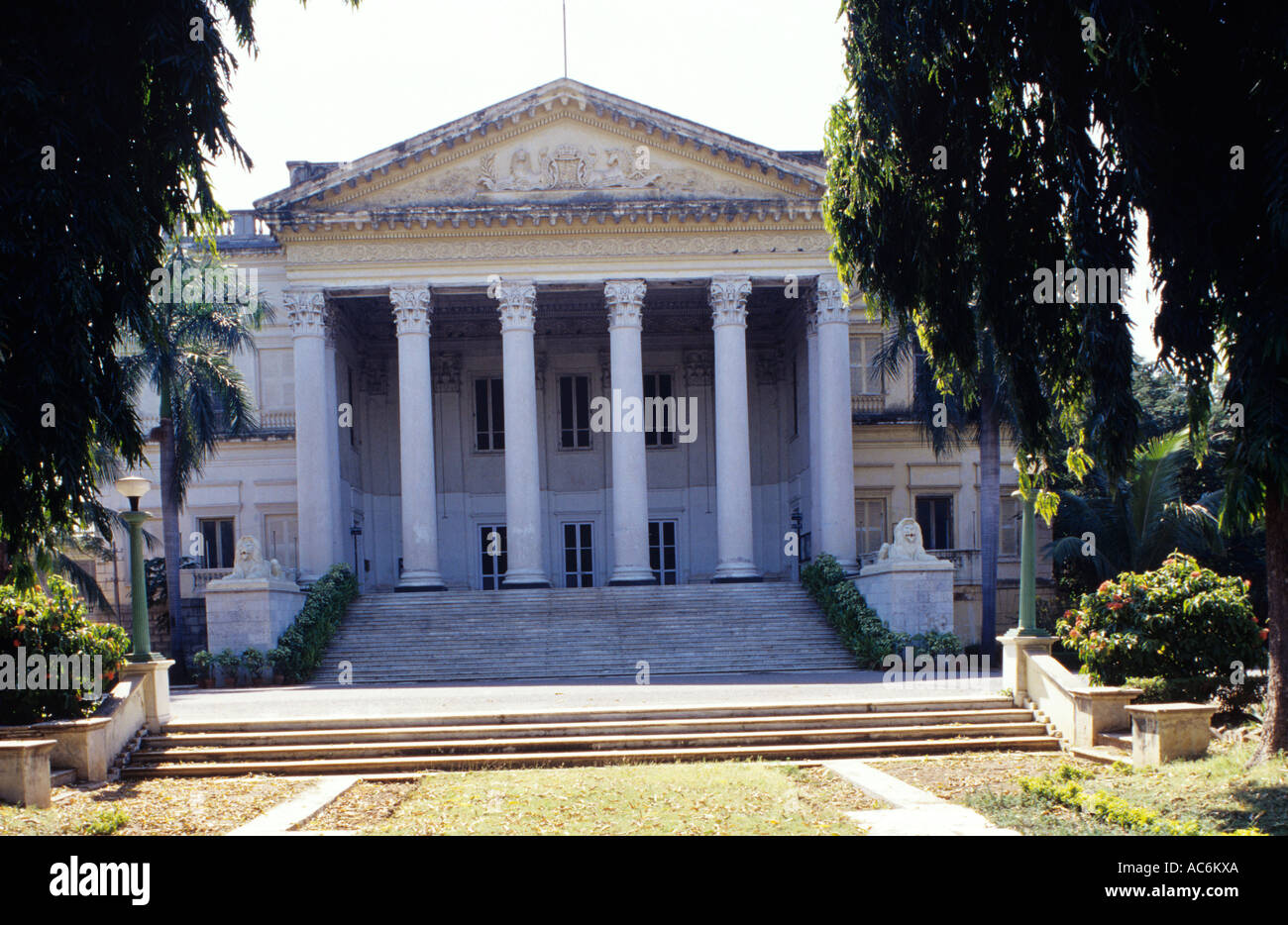 Portico portico veranda veranda hi-res stock photography and images - Alamy