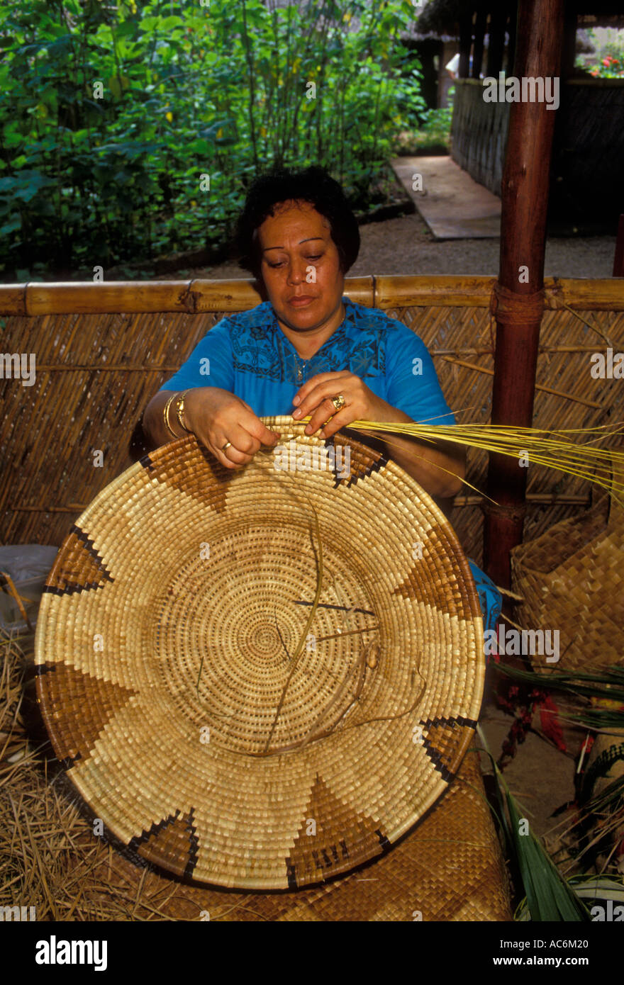 1, one, Tongan woman, Tongan, woman, weaver, weaving, Tongan village ...