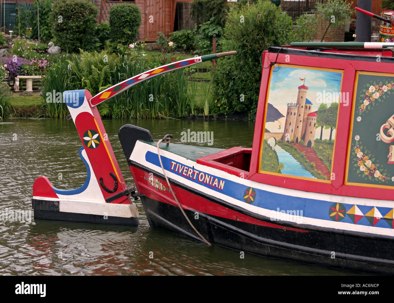 Rudder Tiller Narrowboat Butty High Resolution Stock Photography and Images - Alamy
