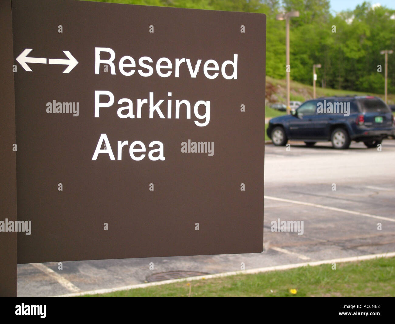 AJD42845, parking sign, reserved parking area Stock Photo - Alamy