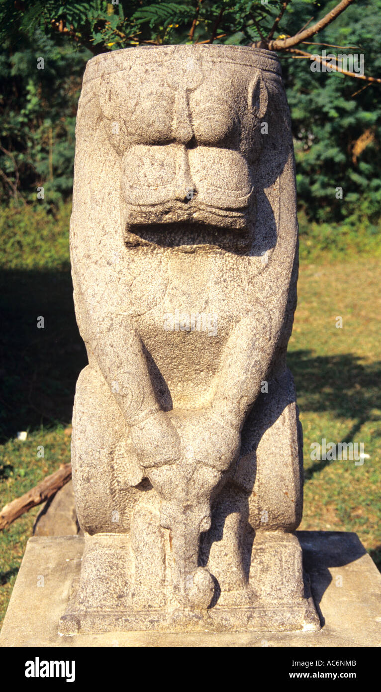 SYMBOL OF VIJAYANAGARA KONDAPALLI FORT ANDHRA PRADESH Stock Photo - Alamy