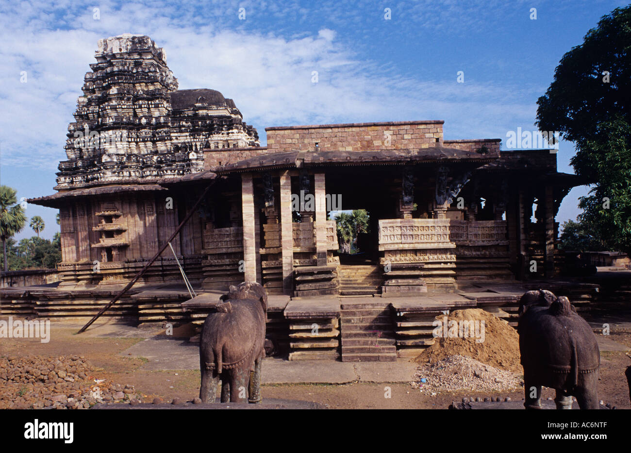 Ramappa temple hi-res stock photography and images - Alamy