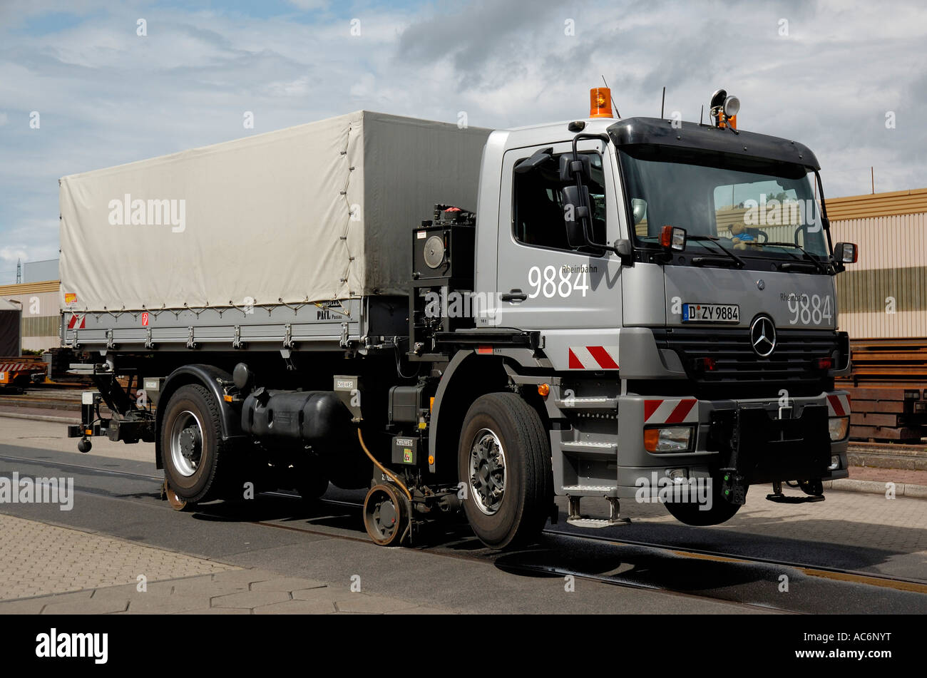 Rail maintenance vehicle hi-res stock photography and images - Alamy