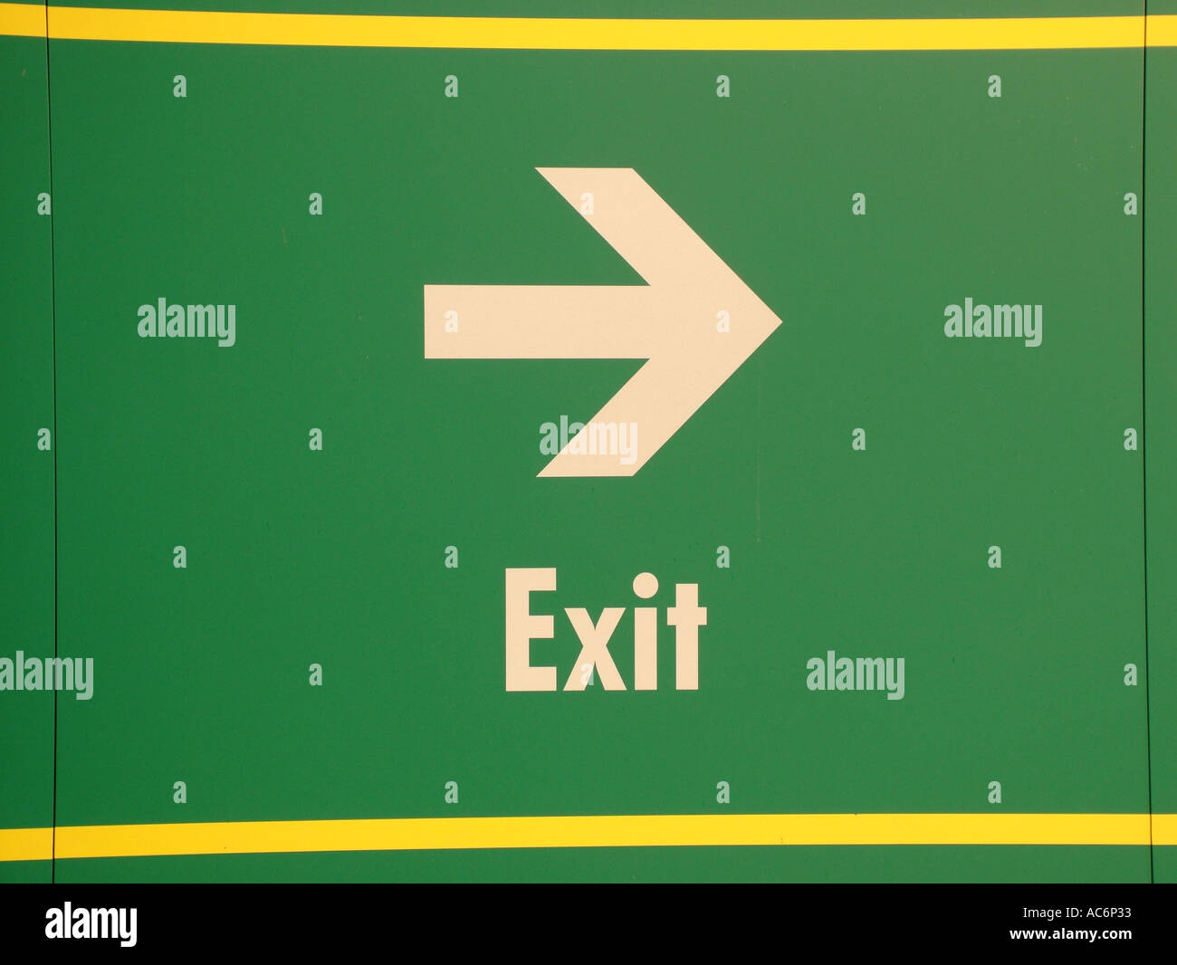 Us hospital exit sign hi-res stock photography and images - Alamy