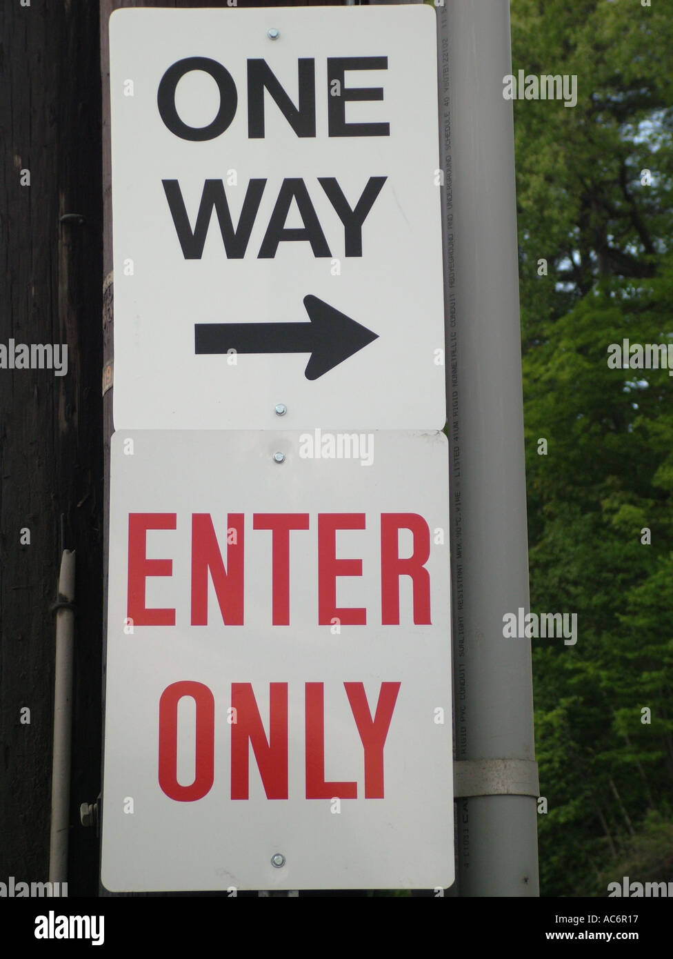 Rectangular one way sign hi-res stock photography and images - Alamy