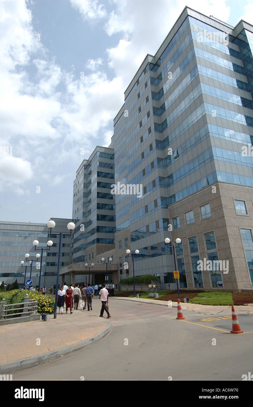 International tech park bangalore hi-res stock photography and images ...