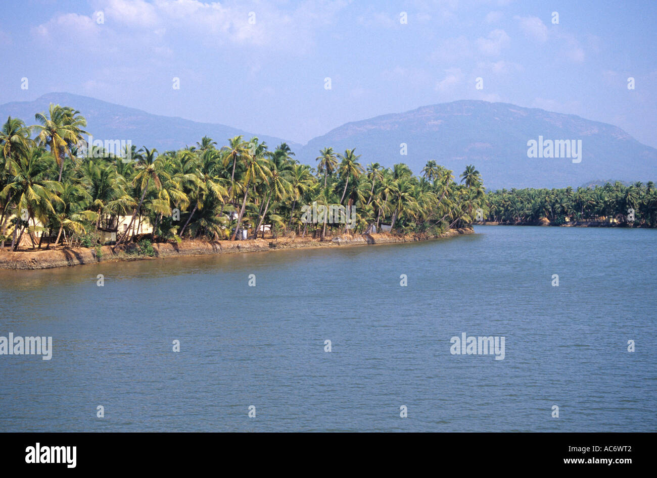 Lakes of karnataka hi-res stock photography and images - Alamy