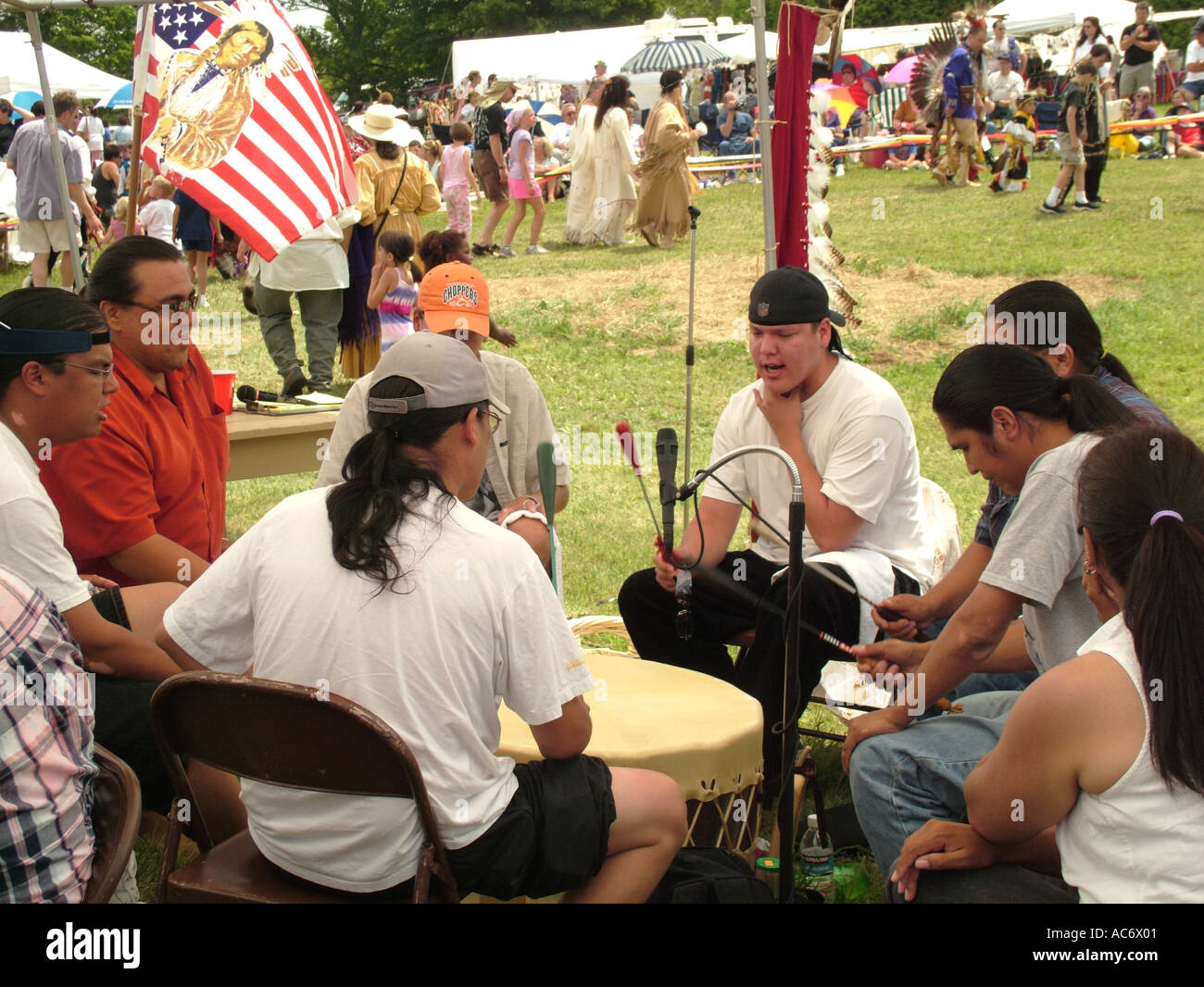 Ceremonial native american drums hi-res stock photography and images ...
