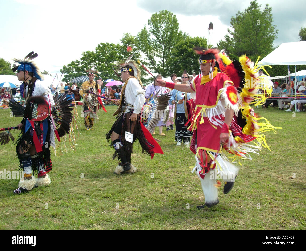 Native American Women Ritual Dance High Resolution Stock Photography ...