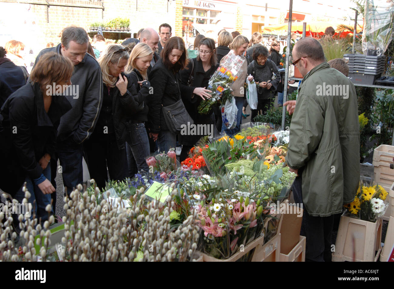 Columbia Road flower market Stock Photo - Alamy