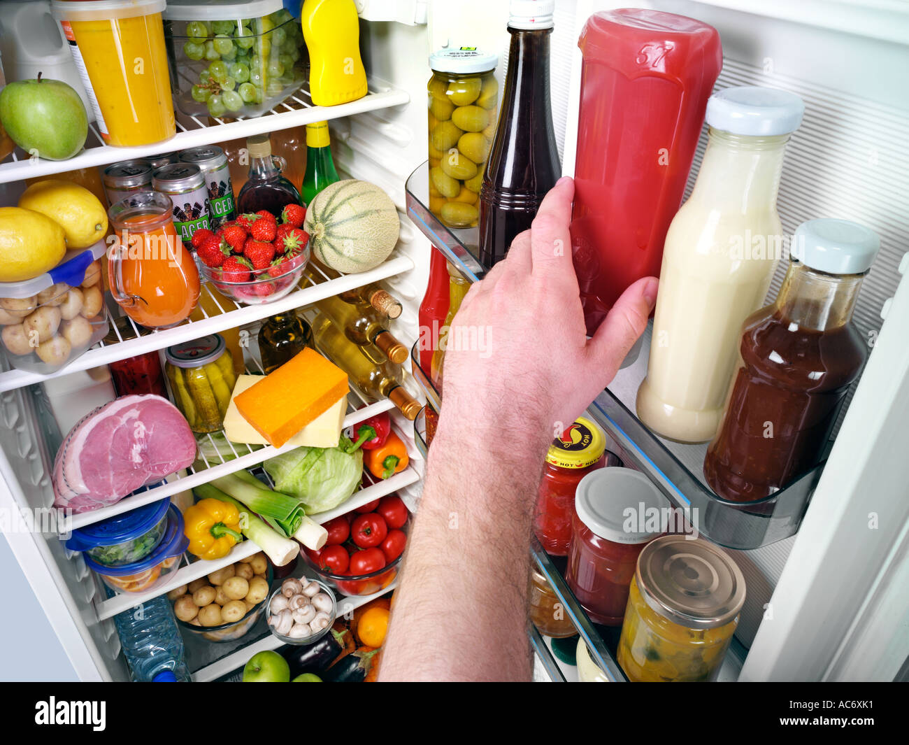 Open full fridge cut out hi-res stock photography and images - Alamy