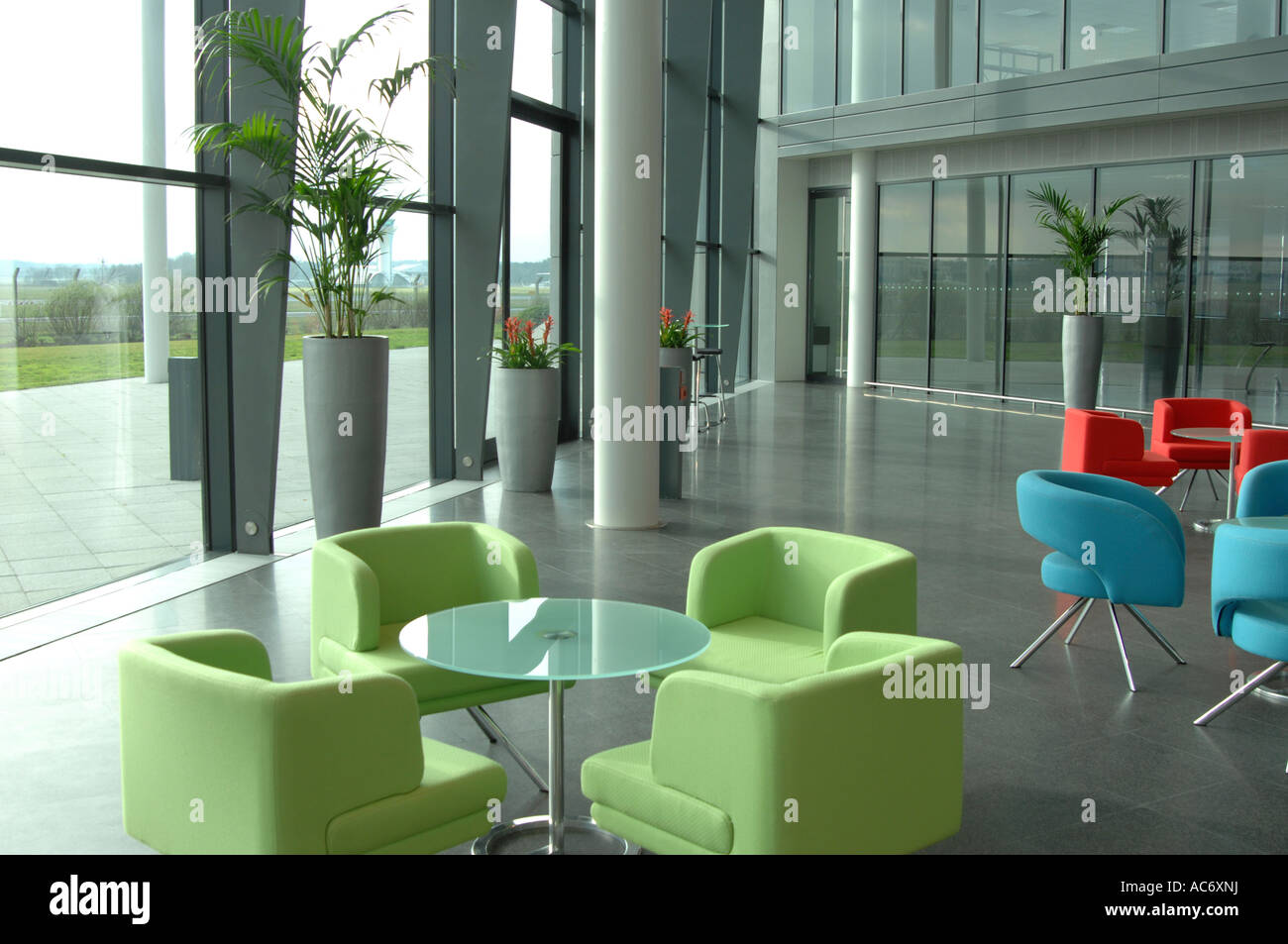 seating area in modern office building Stock Photo - Alamy