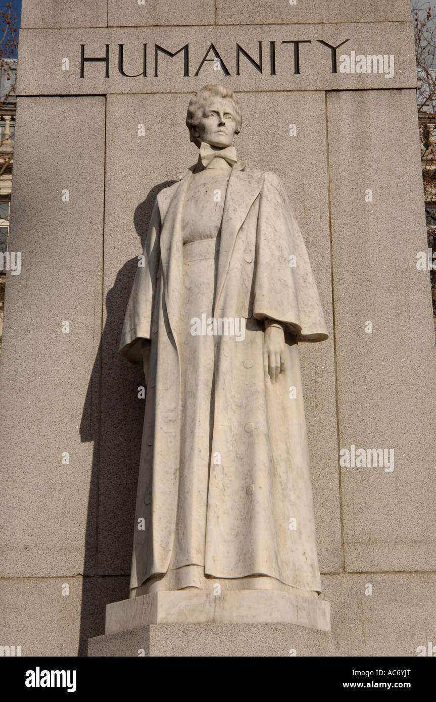 Edith Cavell statue london Stock Photo - Alamy