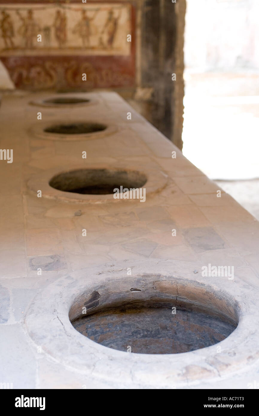 serving counter in a roman shop in pompeii italy Stock Photo - Alamy