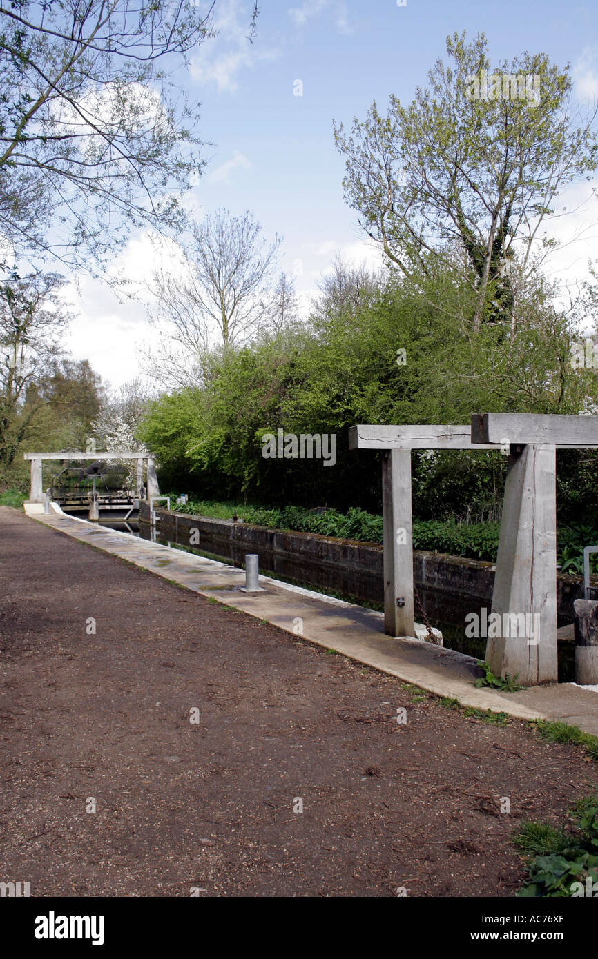 Manual timber gates hi-res stock photography and images - Alamy