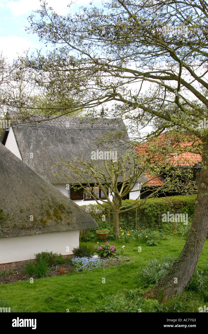 Bridge cottage suffolk hi-res stock photography and images - Alamy
