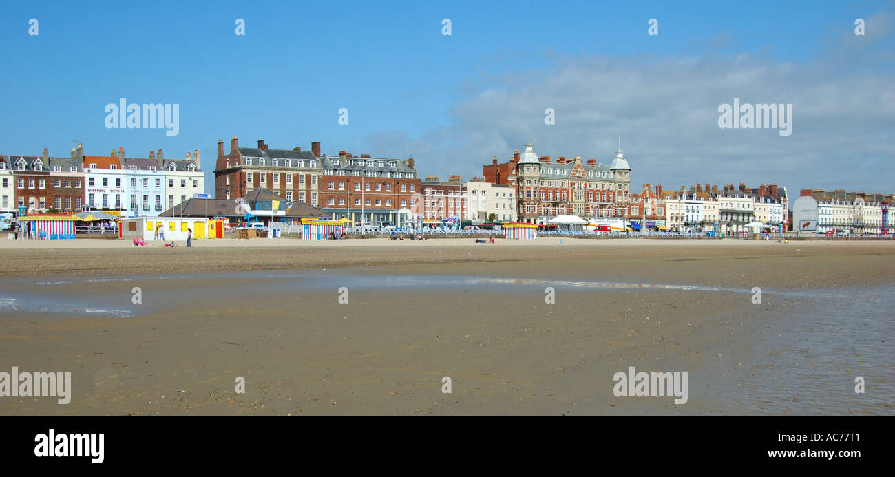 The seafront beach weymouth hi-res stock photography and images - Alamy