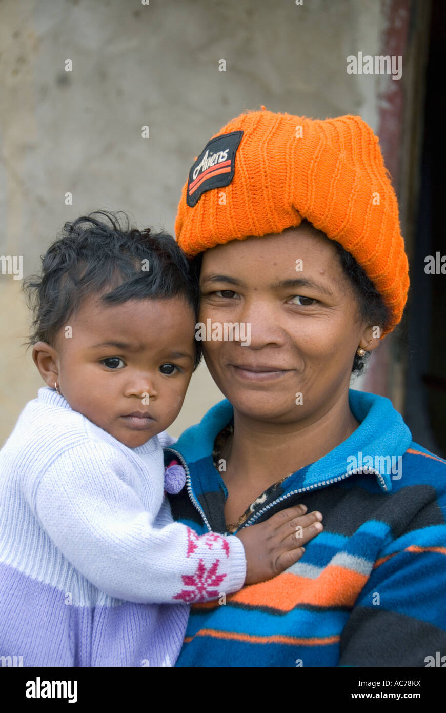 Malagasy woman and baby near Moramanga, Eastern Madagascar Stock Photo ...