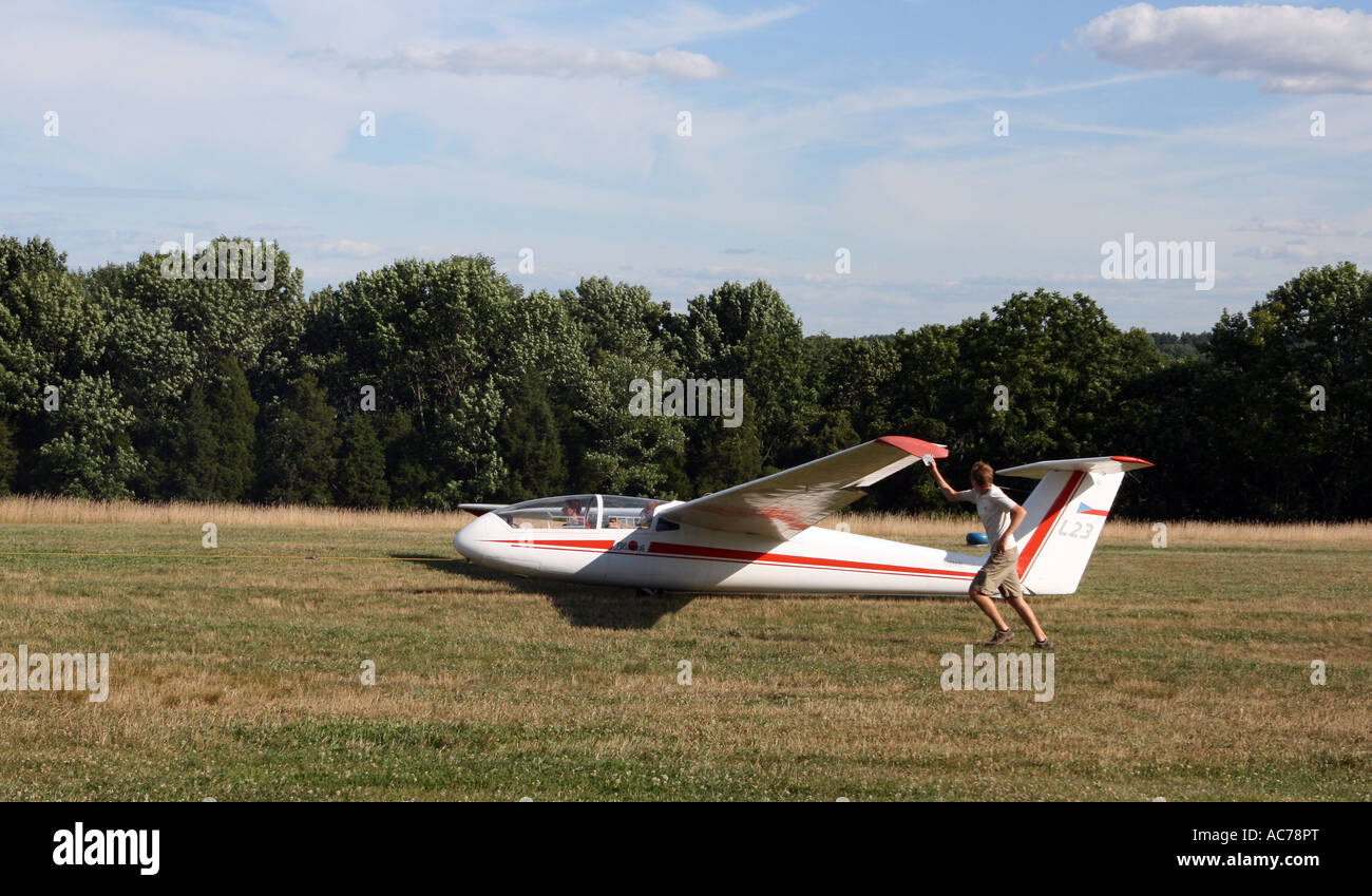 Launching a sailplane, glider Stock Photo - Alamy