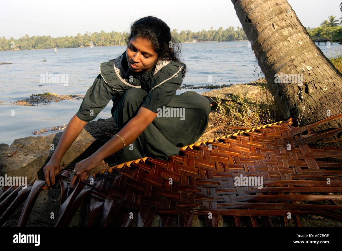 Weaving the coconut leaf hi-res stock photography and images - Alamy