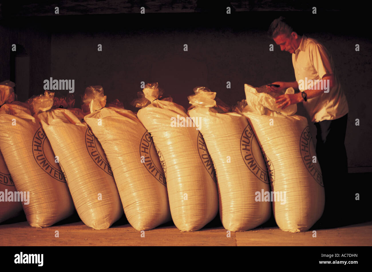 Grain sacks hi-res stock photography and images - Alamy